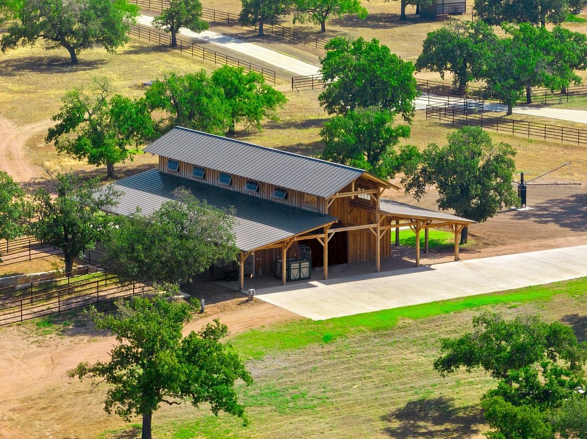 Texas Barns 8Sages Barn Cottage ~ Accommodates 6 ~ Private Plunge Pool