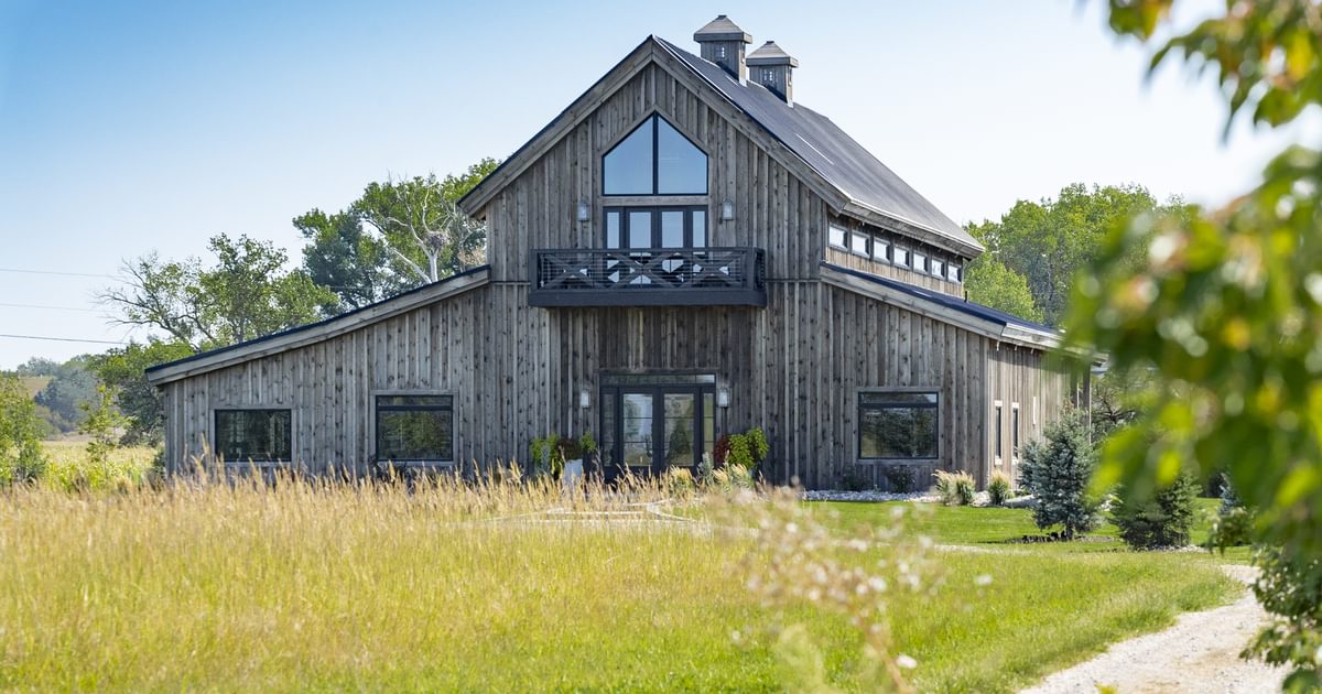 Timberlyne | The Entertaining Space