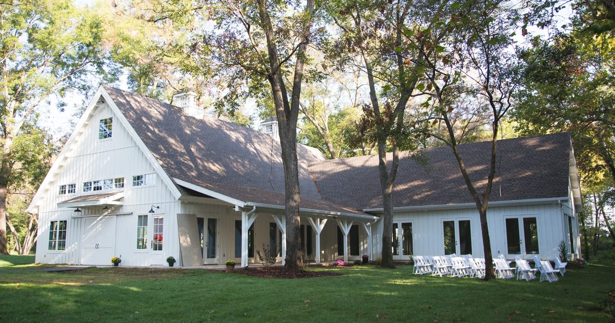 Timberlyne | Spain Ranch White Barn