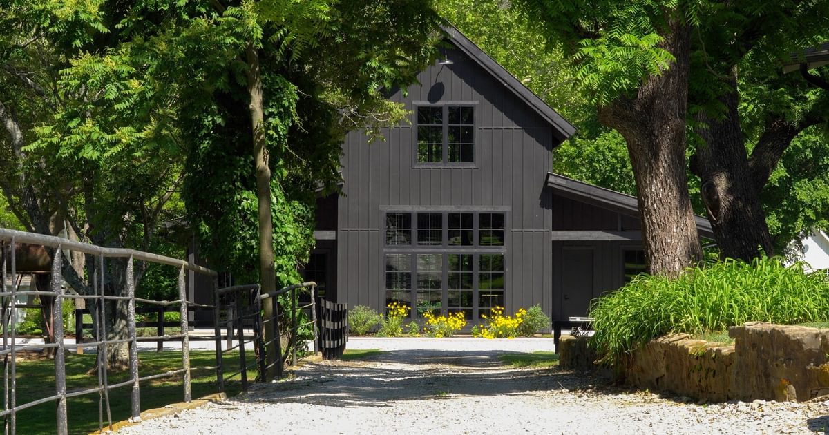 Timberlyne | Spain Ranch Black Barn